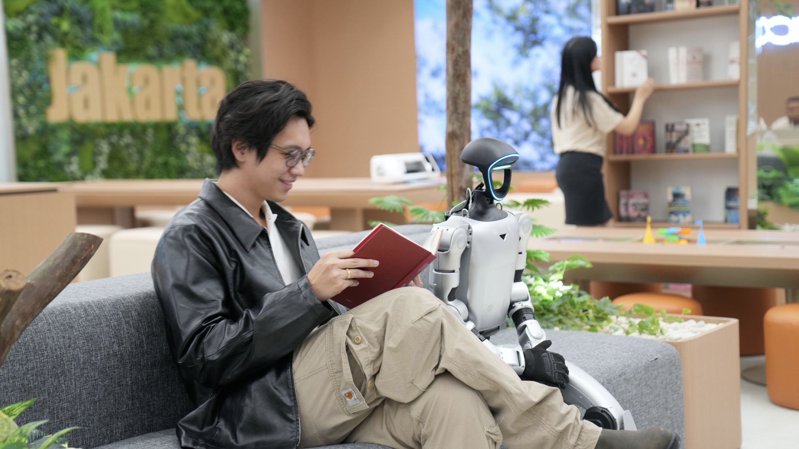 OPPO Flagship Store Baru Usung Konsep “Third Living Space”